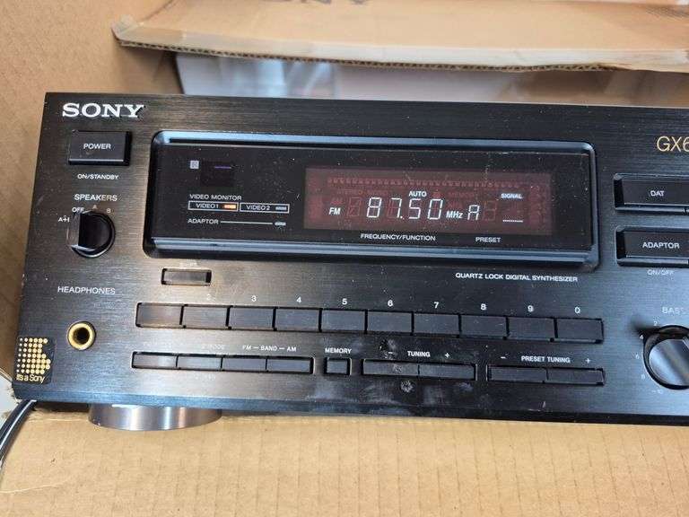 Sony receiver in box, - Mark Van Hook, Auctioneer
