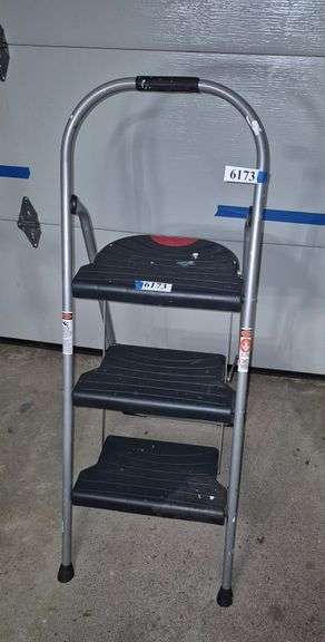 Werner three step folding step ladder - Mark Van Hook, Auctioneer