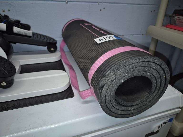 Eclipse foot pedal exerciser, Fitness Gear exercise / yoga mat - Mark ...