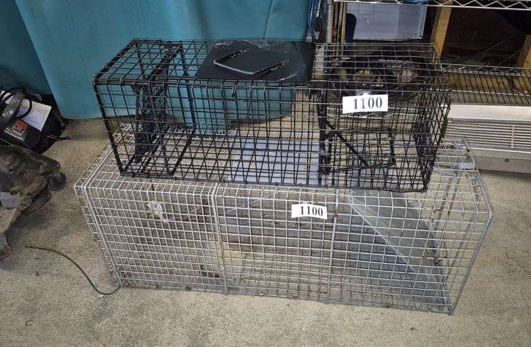 2 live traps - Mark Van Hook, Auctioneer