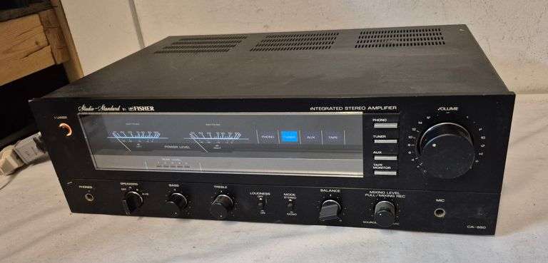 Fisher CA-880 receiver - Mark Van Hook, Auctioneer