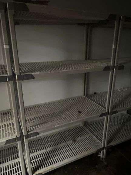 METRO SHELVING UNIT - North American Auction LLC