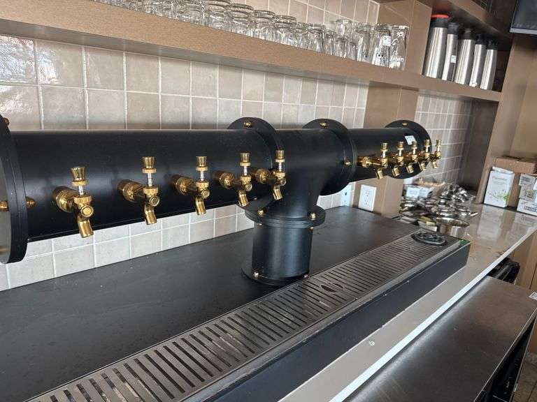 DRAFT TAP W/GYCOL AND ALL KEGS TAPS REGULATORS ETC BUYER TO REMOVE ...