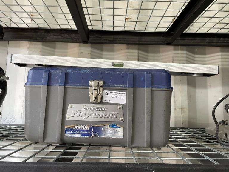 MASTERCRAFT MAXIMUM TOOL BOX W/CONTENTS INSIDE AND 24IN LEVELER - North ...