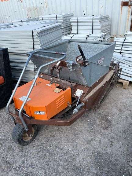 TURFCO METE-R-MATIC TOP DRESSER - North American Auction LLC