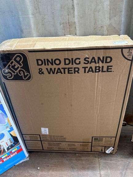 STEP2 DINO DIG SAND AND WATER TABLE - North American Auction LLC