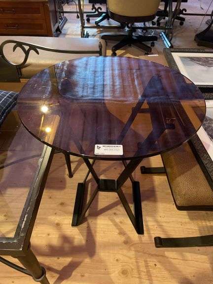 APPROX. 22IN CIRCULAR GLASS TOP SIDE TABLE - North American Auction LLC