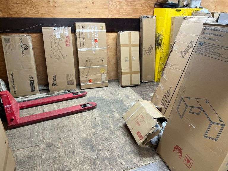 MONDAY FURNITURE AUCTION WITH AMAZON RETURNS CALGARY ONLINE - North ...