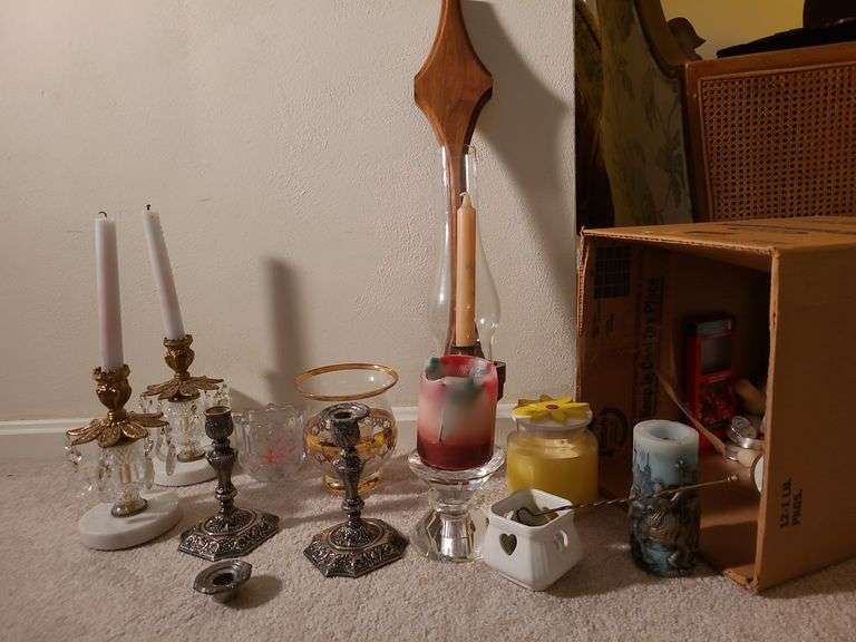 Candlesticks and assorted candles. - Ness Bros Realtors & Auctioneers