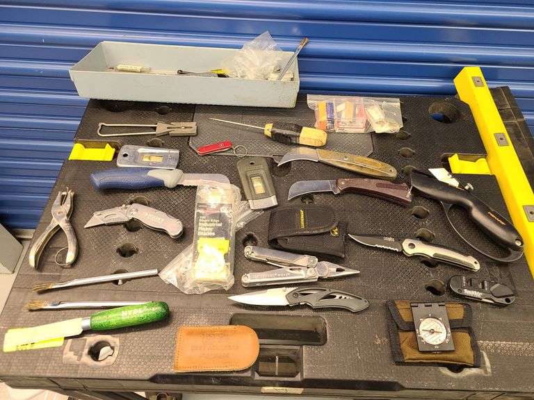 Pocket Knives & Razor Blades. Buck, Gerber, Husky more. 1013 - Ness ...