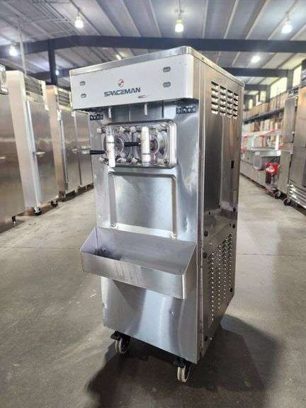 Spaceman 6795-C Frozen Drink Machine - NexBid