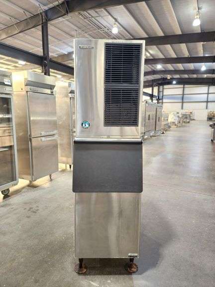Hoshizaki 500 lb Air Cooled Ice Machine W/ Bin 115 v - NexBid