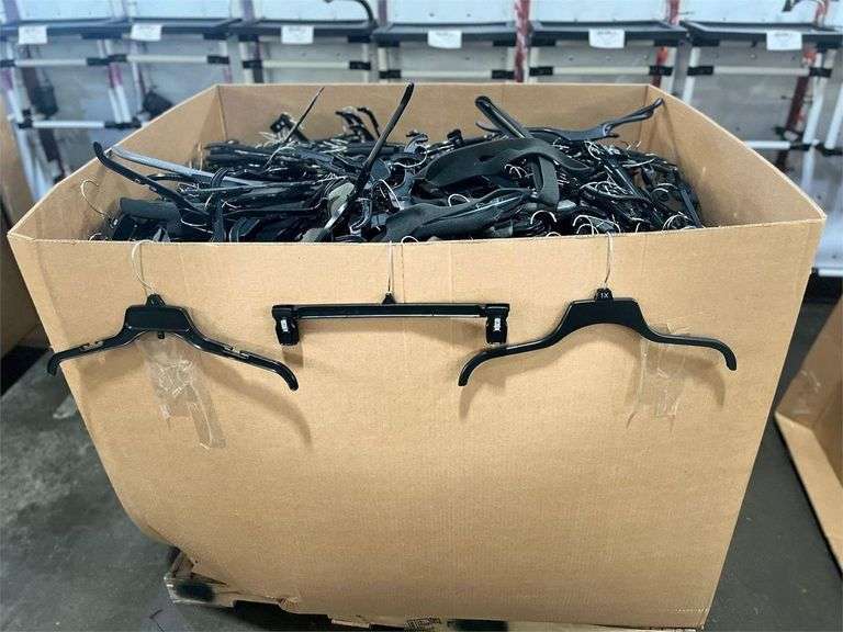 Full Gaylord Of Clothing Hangers Over 1300!!! - NexBid