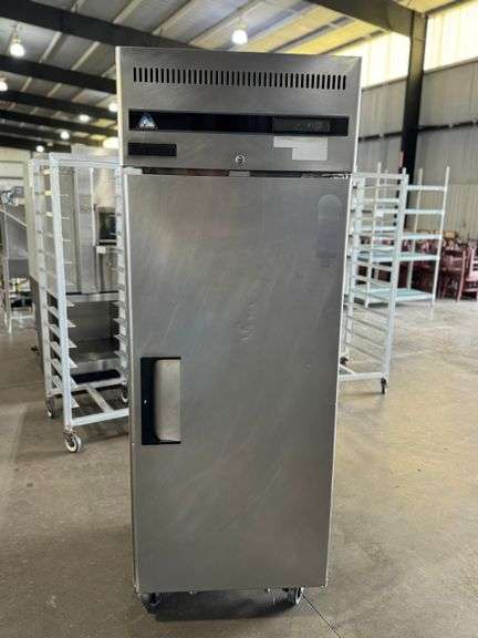 Everest ESF-1 One Door FREEZER 115 volt - NexBid