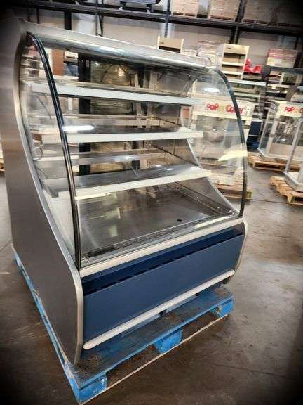Structural Concepts Encore Refrigerated Bakery Display Case - NexBid