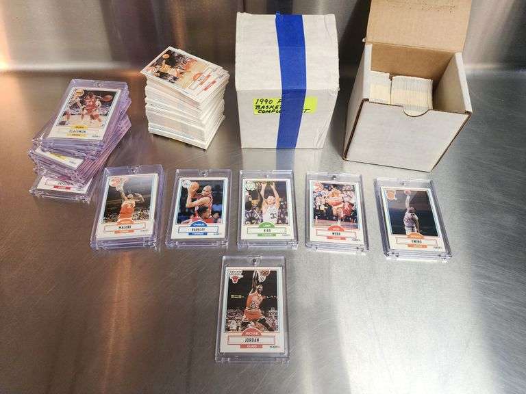 1990 Fleer Basketball Complete Set + Extra - NexBid