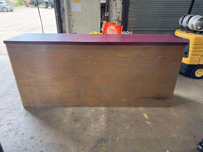 Parts Counter/Cabinet - NexBid