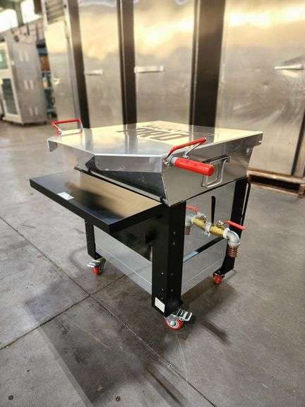 NEW 90 Qt. Liquid Propane Seafood Boiler Cart – 135,000 BTU - NexBid