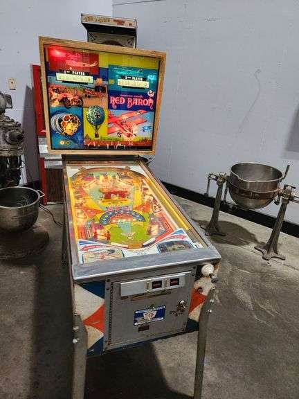 1975 Chicago Coin RED BARON Pinball Machine – - NexBid
