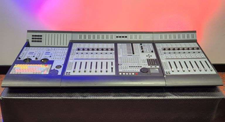 Richie Kotzen’s Personal Digidesign Pro Control System - NexBid