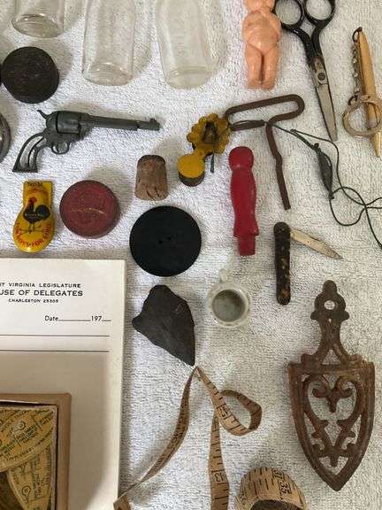 Tabletop of unique finds - NGW Auctions