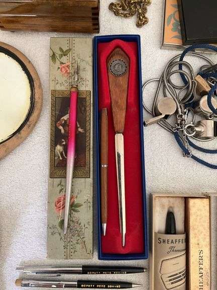 Tabletop of unique finds - NGW Auctions