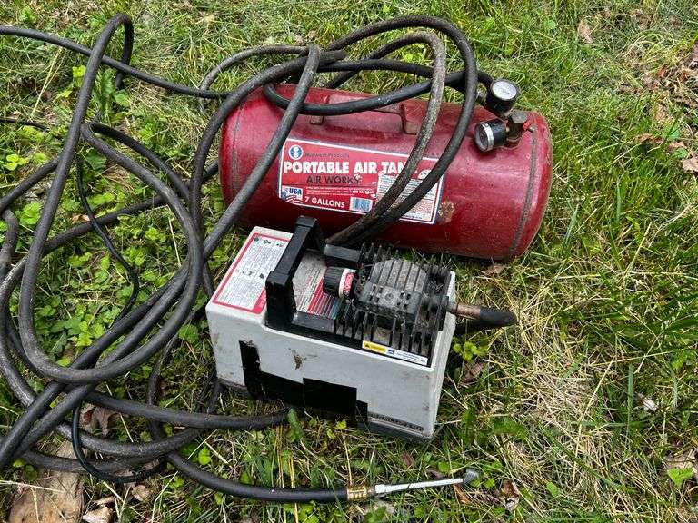 7 gallon portable air tank and small air compressor - NGW Auctions