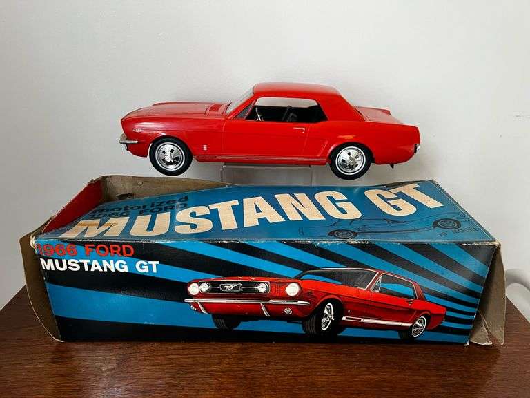 AMF 1966 Ford Mustang GT model car - NGW Auctions