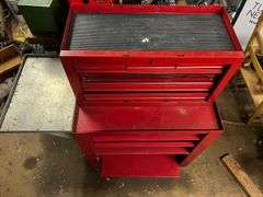 Waterloo metal tool chest - NGW Auctions