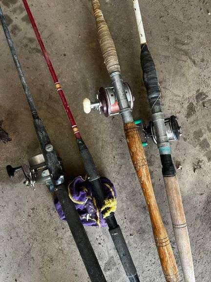 4 vintage fishing rod and reels - NGW Auctions
