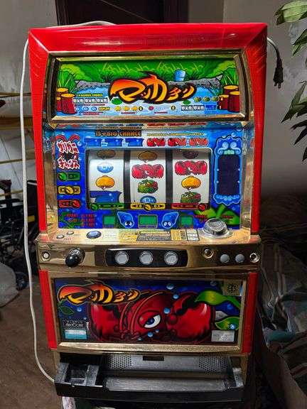 Electric coin slot machine - NGW Auctions