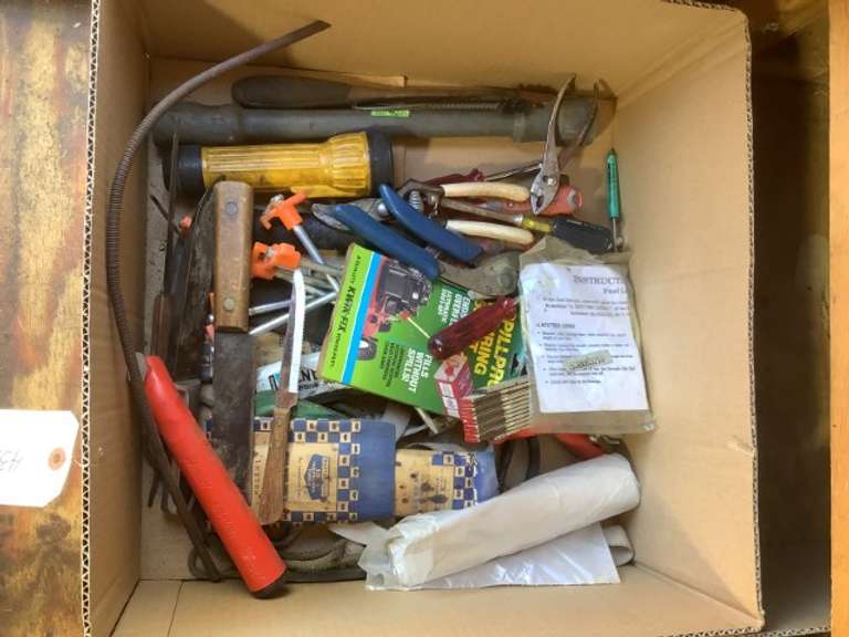 Assortment of hand tools and miscellaneous items . - Northern Kentucky ...
