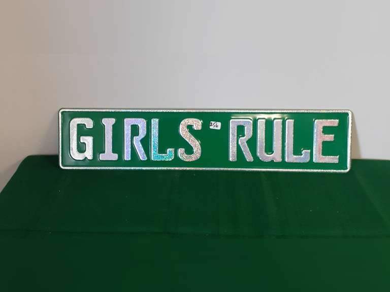 Metal "Girls Rule" Sign - Northern Kentucky Auction, LLC