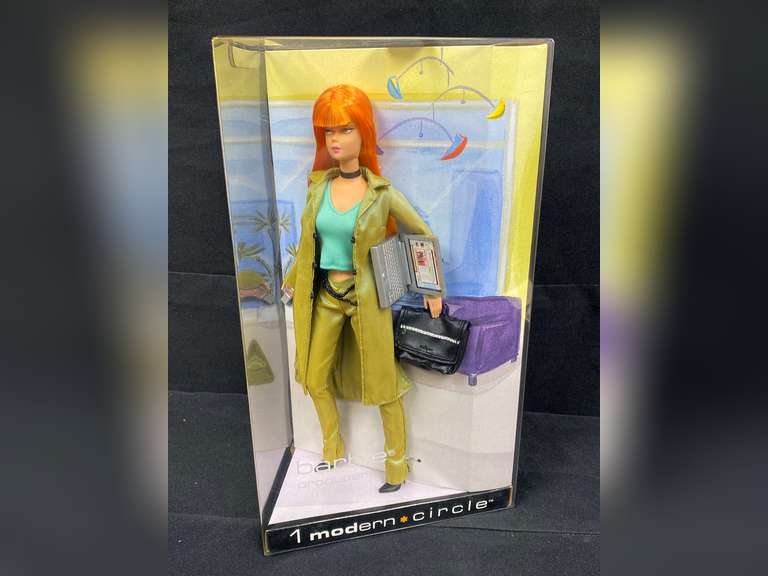 Barbie – Barbie Producer – 1 Modern Circle - Northern Kentucky Auction, LLC