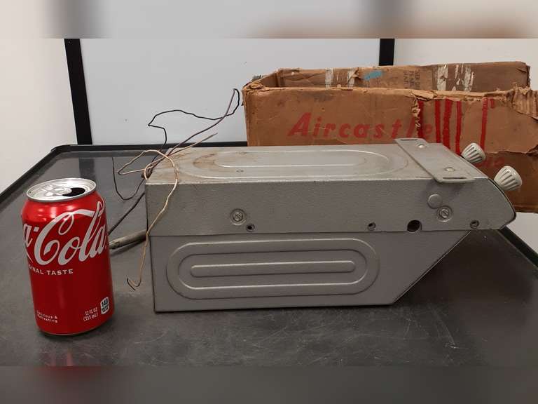 Aircastle Auto Radio in Box Model 602-182144 - untested - Northern ...