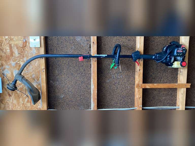 27CC Weed eater has compression - Northern Kentucky Auction, LLC