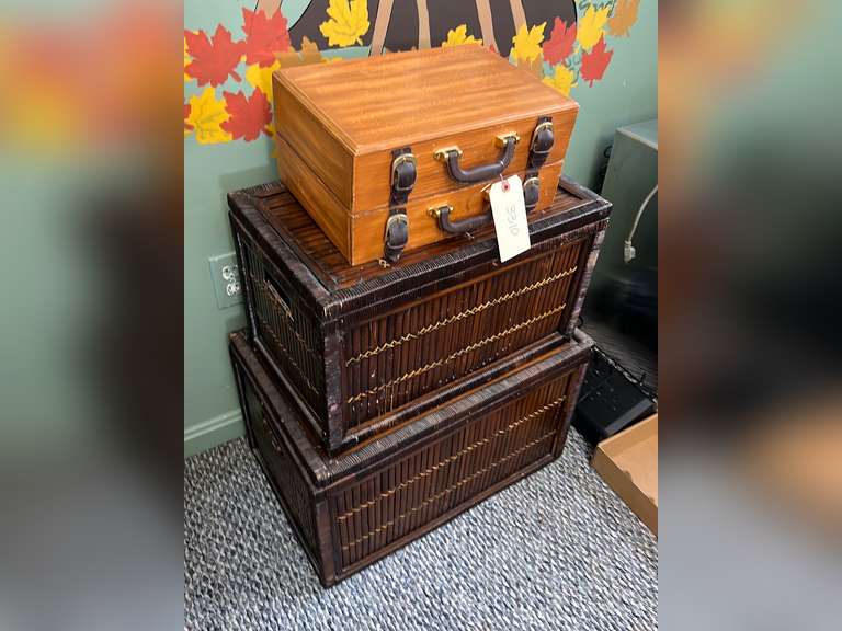 3 Trunks - Northern Kentucky Auction, LLC