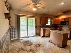 7/3/2 Brick one story 2C garage, Fenced yard, Florence Ky - Northern ...