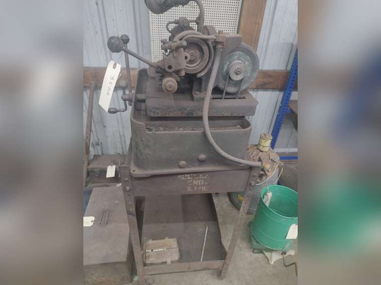 Valve grinding machine and cart. Working - Northern Kentucky Auction, LLC