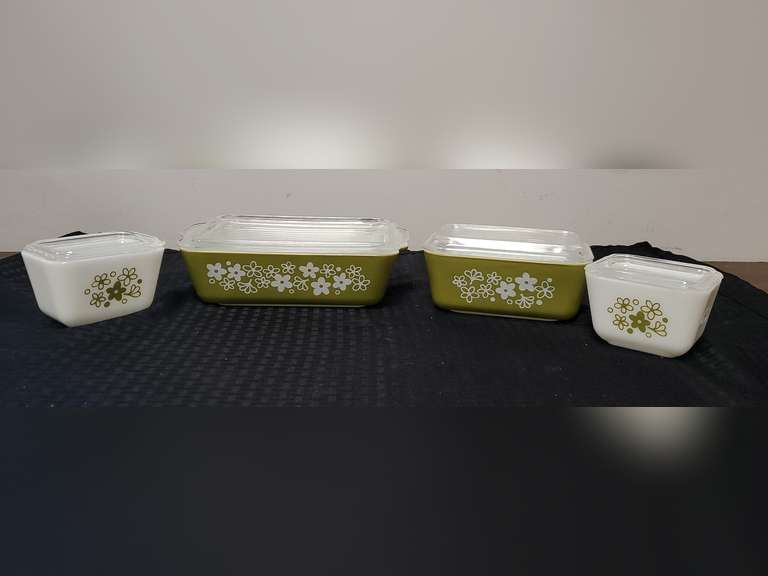 Assorted PYREX Spring Blossom Daisy Refrigerator Dishes with lids ...