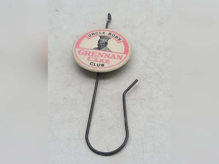 Uncle Bob's Grennan Cake Club Bill Hook - Detroit, MI - 2 1/4" Circa ...