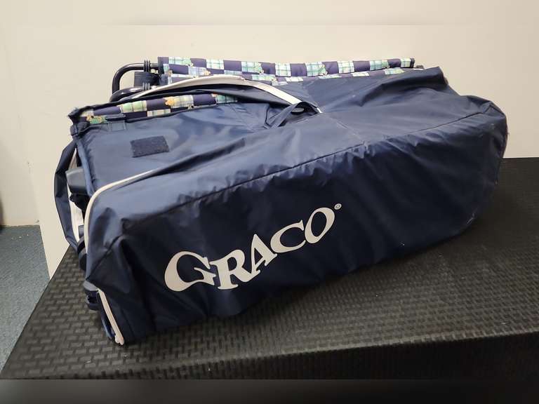 Graco pack n play- appears to be complete - Northern Kentucky Auction, LLC