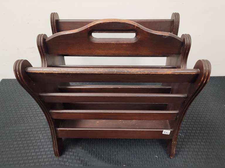 Wooden magazine rack - Northern Kentucky Auction, LLC