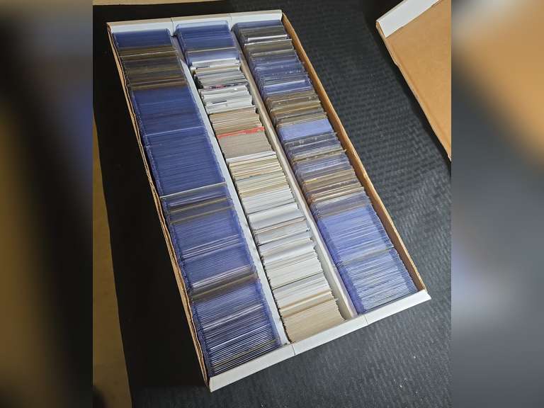 Trading cards - Northern Kentucky Auction, LLC