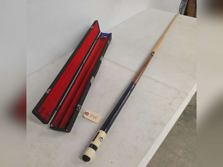 2 Piece pool cue - Northern Kentucky Auction, LLC