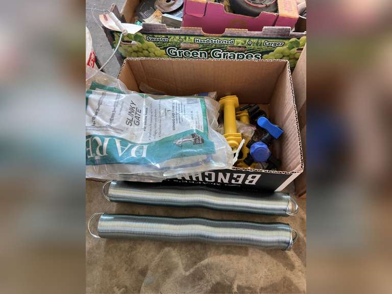 Slinky gate springs and fence tools - Northern Kentucky Auction, LLC