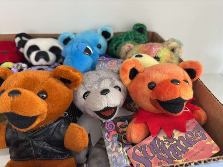 Stuffed animals - Northern Kentucky Auction, LLC