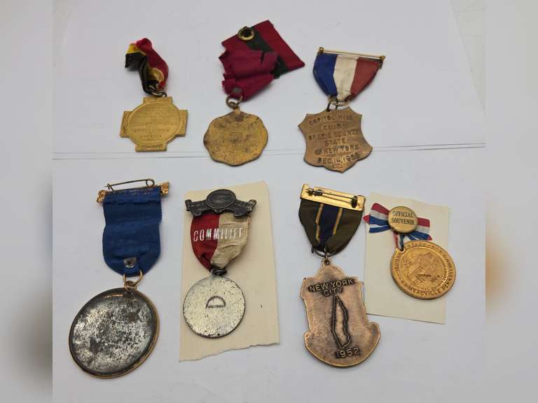 Group of State, Union & Anniversary Pins, Ribbons & Badges - NY, PA, MA ...