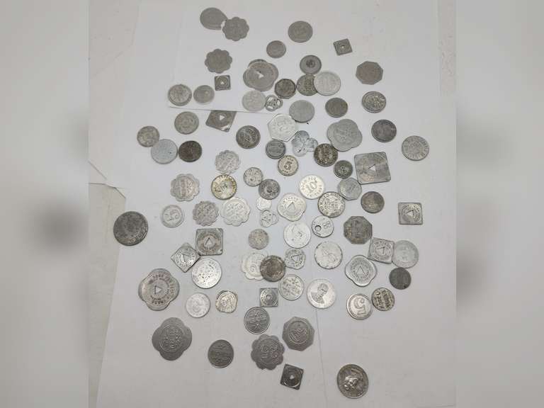 Large Group of U.S. Aluminum Trade & Adv Tokens - Many Different States ...