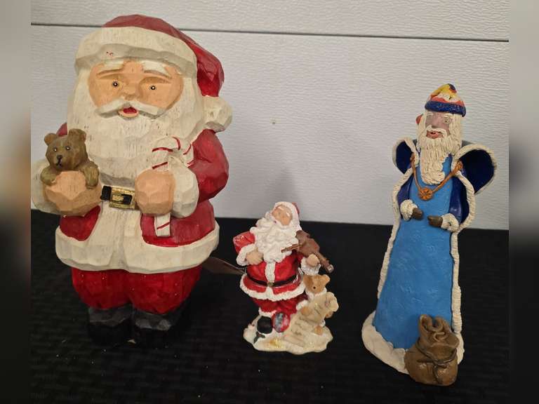 Resin Santa figures - Northern Kentucky Auction, LLC